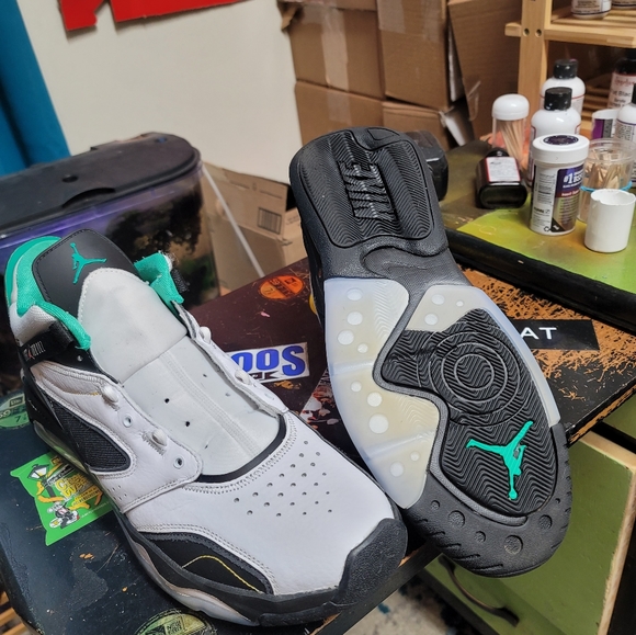 Jordan | Shoes | Jordan Point Lane Urban Jungle Mens Size 3 | Poshmark
